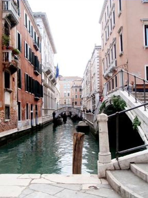 Best James Bond 007 Tour (Including Jet Boat on the Grand Canal) Shore ...