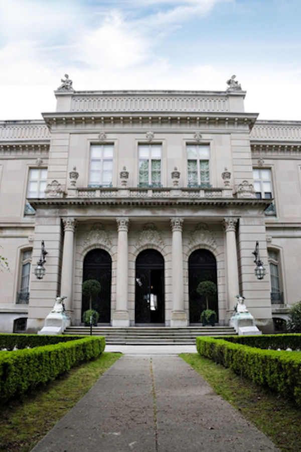 Mansion Tour - the Elms